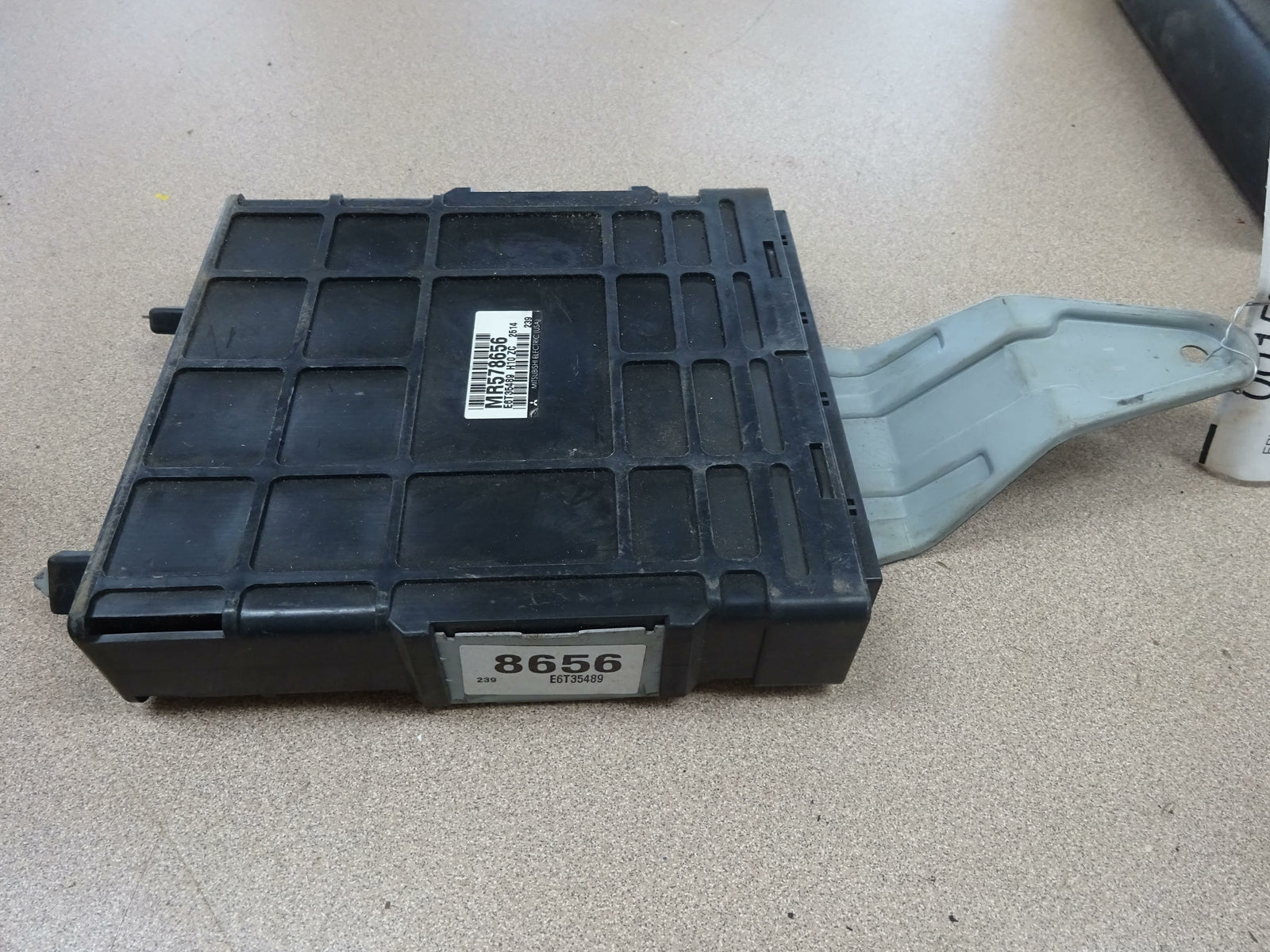 Engine/motor Brain Box DODGE STRATUS 02 – Fox Auto Salvage & Parts