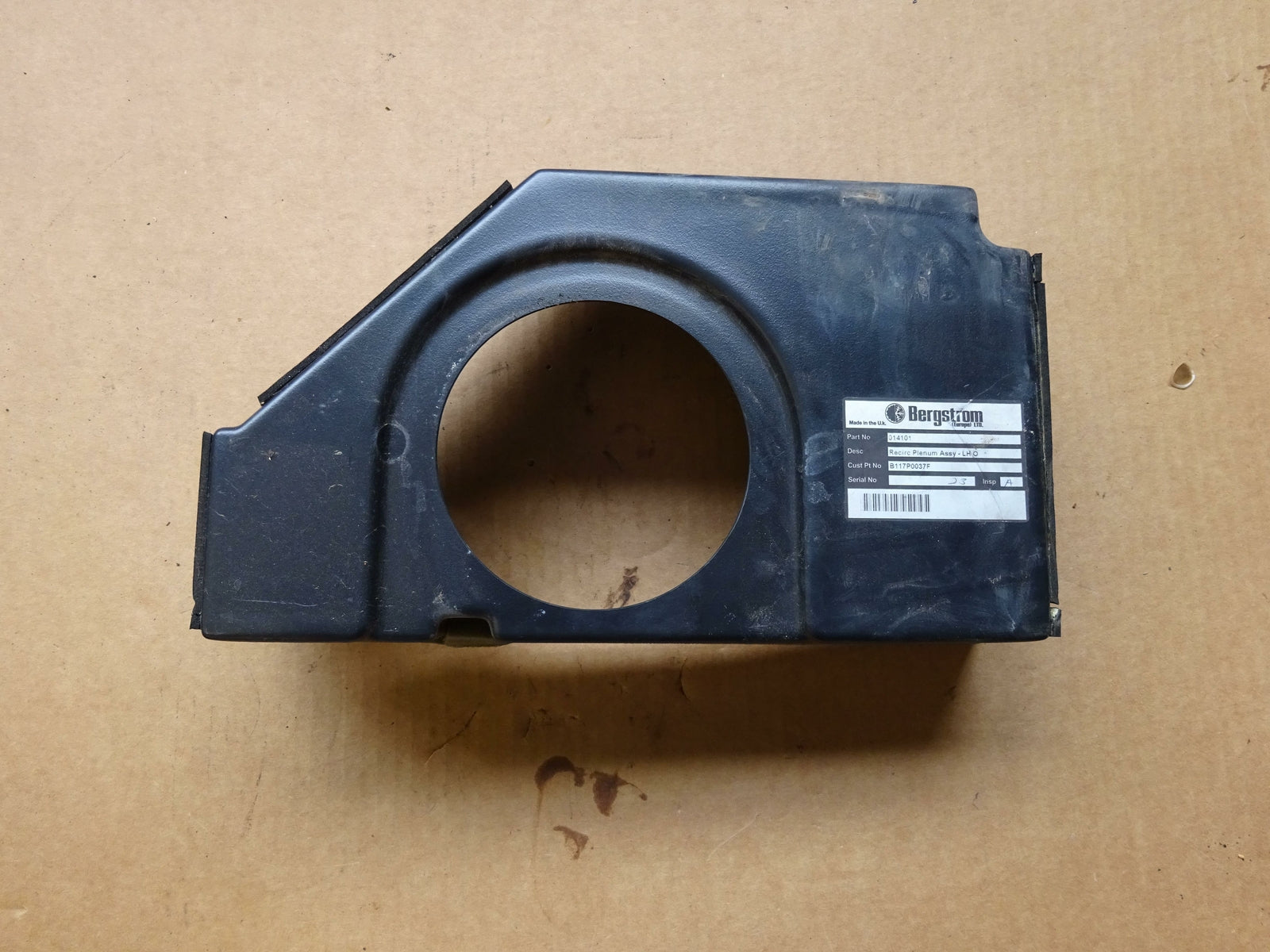 AIR RECIRCULATION PLENUM LH LOTUS ELISE 06 – Fox Auto Salvage & Parts