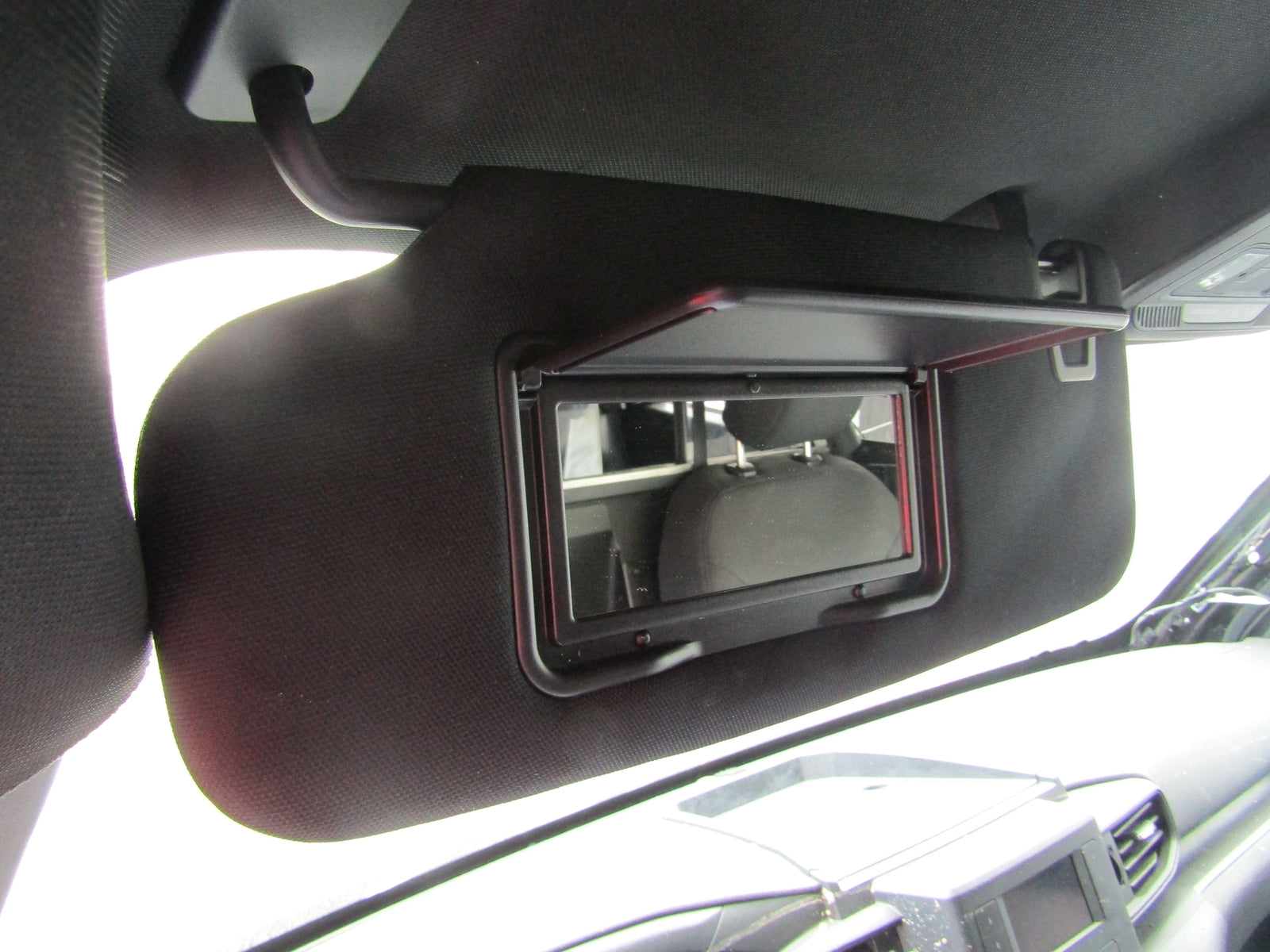 SUN VISOR BLACK 96 POLICE PACKAGE FORD EXPLORER Left 20 21 22 – Fox ...