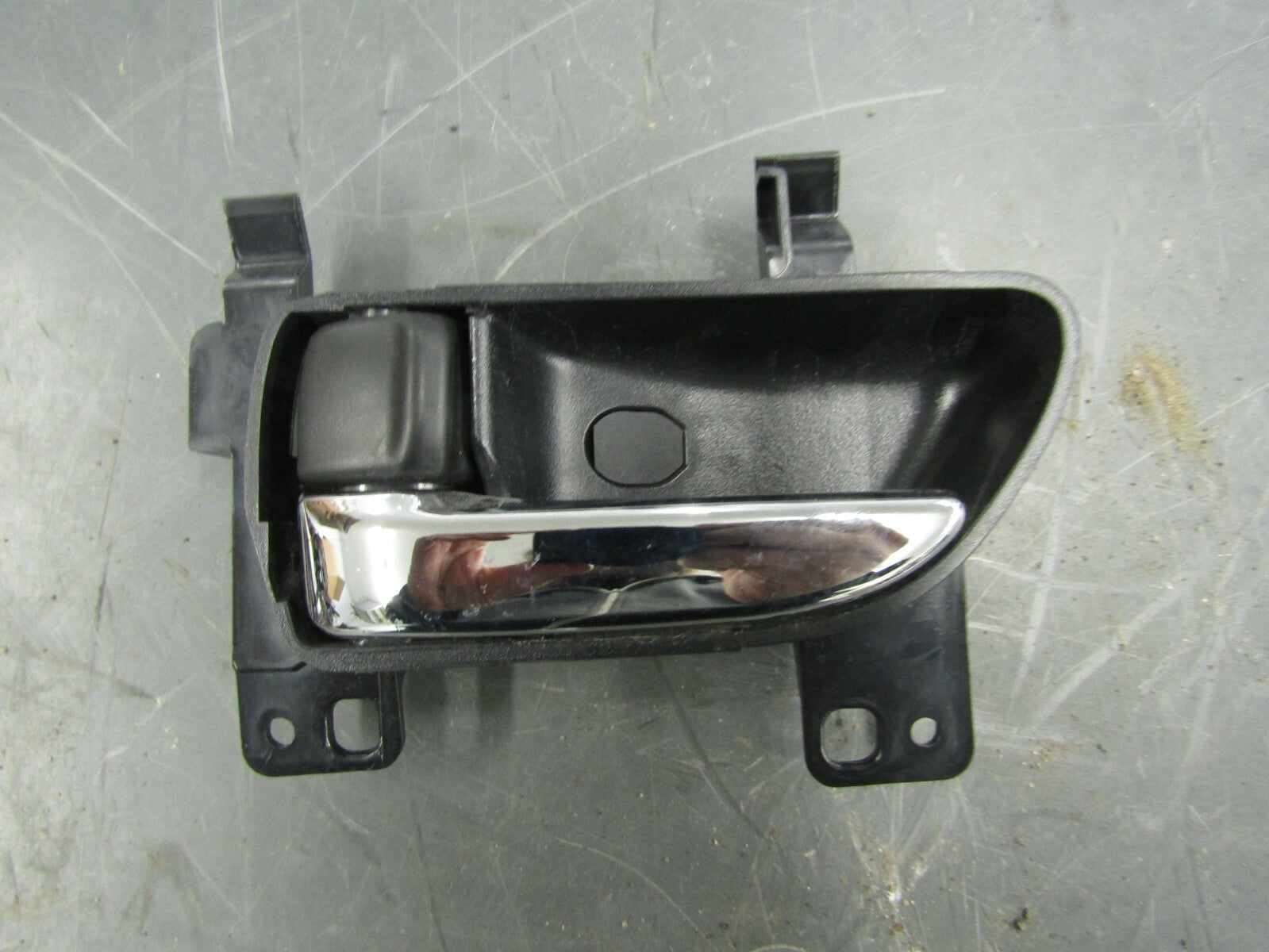 SUBARU WRX: Rear Driver Inside Door Handle 2019 – Fox Auto Salvage & Parts