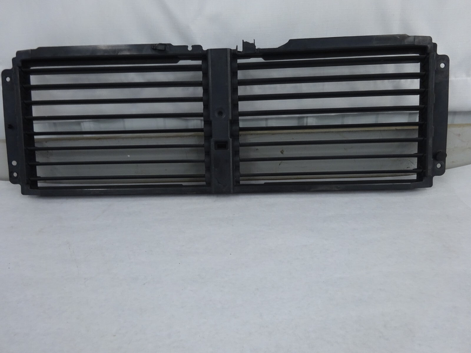 RADIATOR SHUTTER UPPER AIR SHUTTER CHEVY EQUINOX 2020 PARTS ONLY – Fox ...